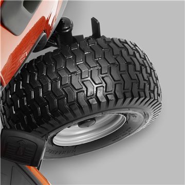 YTH22V46 Husqvarna Tractor – Dave's Lawn & Garden